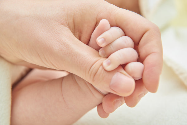 Having a Baby on Your Own | Being a Single Parent | Nourish Baby ...